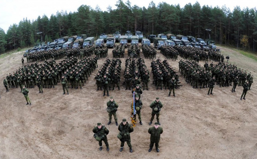 Lithuanian army delivers art
